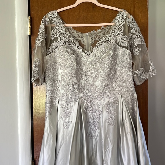 Dresses | Purchased As A Mother Of The Bride Never Worn Tag Still ...
